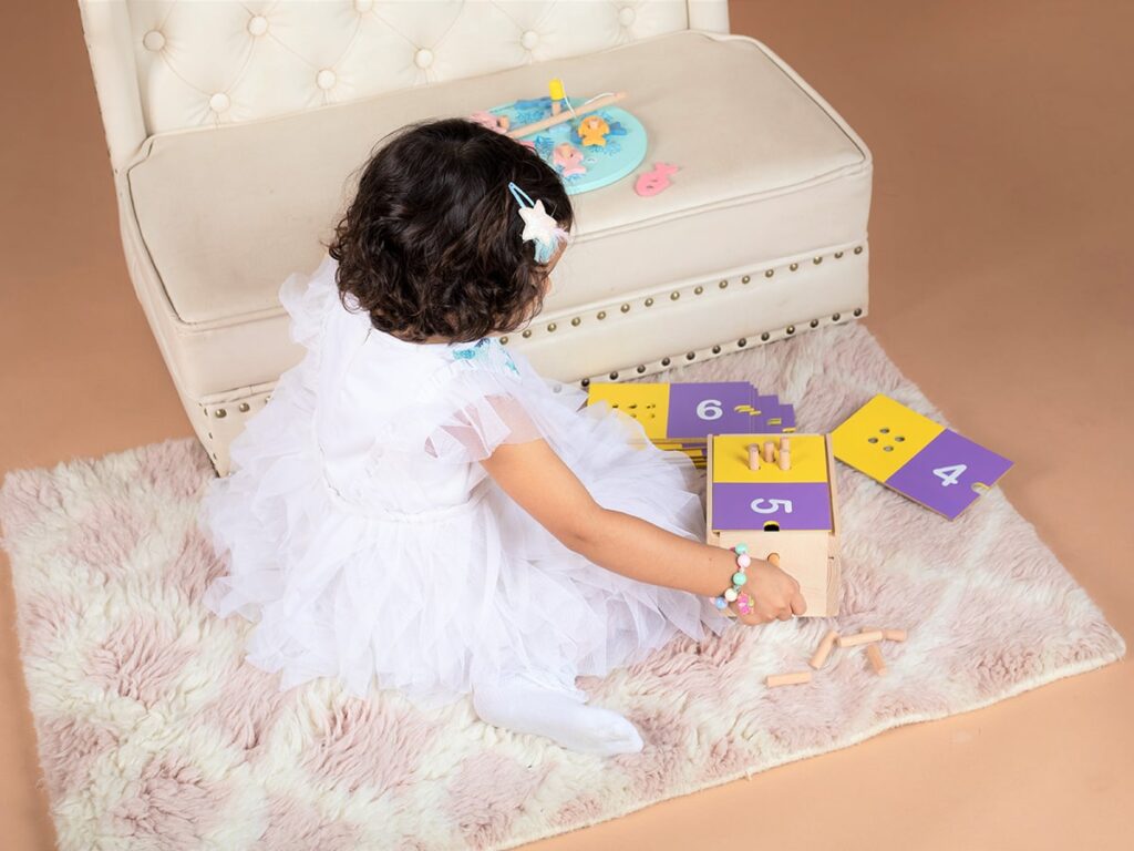 Peg Counting Box – The Sculpted Brain