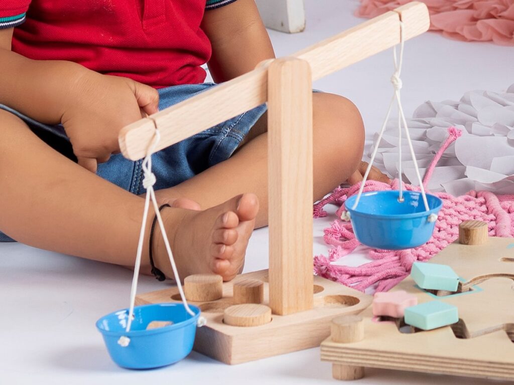 Weighing Scale – The Sculpted Brain